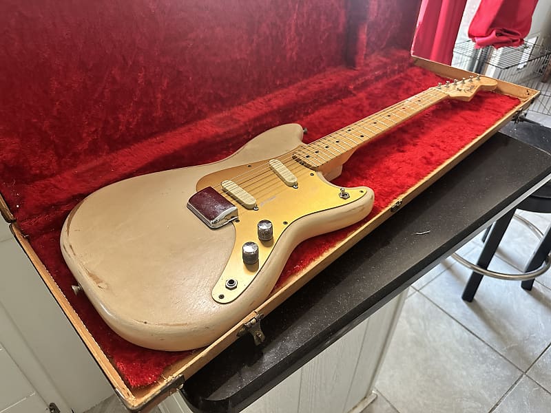 Squier Duo Sonic Pickguard replacements? - OffsetGuitars.com