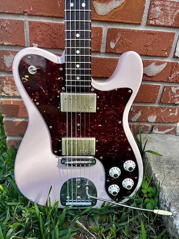 Fender Telecaster Deluxe w/ Offset Tremolo Shell Pink | Reverb