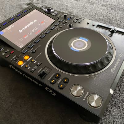 Pioneer DJ CDJ-3000 High-Resolution Pro-DJ Multiplayer | Reverb