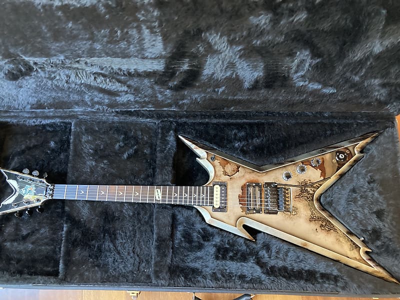 Dean Dimebag Razorback Rust USA Tribute 2006 Rust hand | Reverb