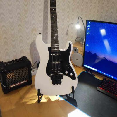 Tokai Custom édition 1986 - White | Reverb