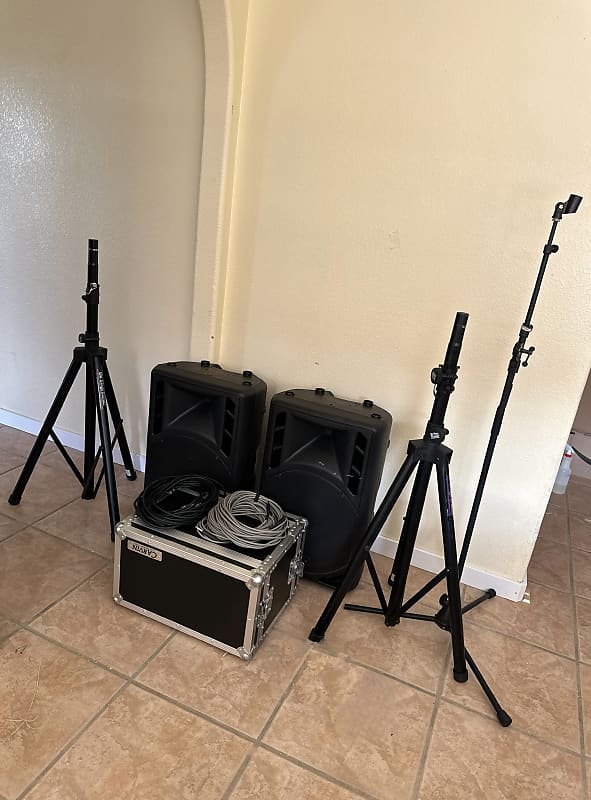 Carvin Audio’s RX1200L 12 channel 1600w Powered Mixer PA | Reverb