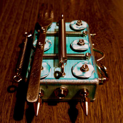 noise box/percussion/noise instrument/metal junk-BANEBAKO- | Reverb