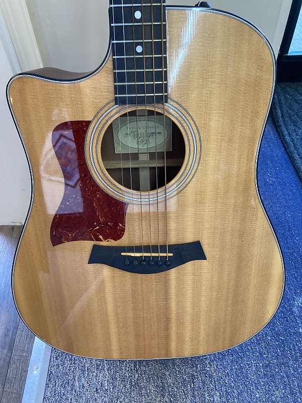 Taylor 310CE 2011 - Gloss/Satin | Reverb