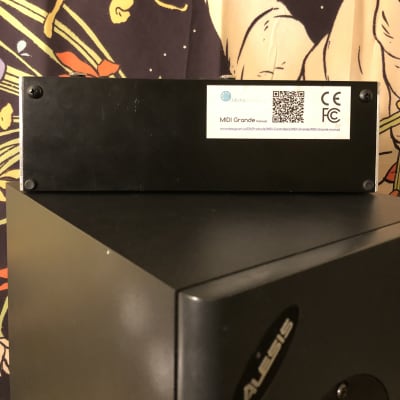 Microdesignum MIDI Grande 6F1D MIDI Foot Controller | Reverb