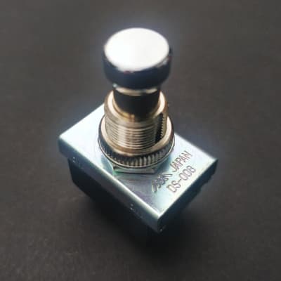 Miyama Japan DPDT Pushbutton True-Bypass Switch | Reverb Deutschland