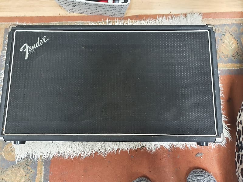 Fender Bass Cabinet 2x10 | Reverb