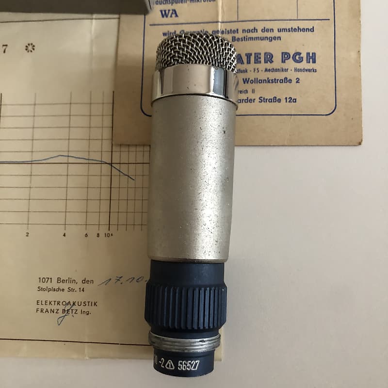 Vintage PGH Berlin Funkberater MD 30- 2 dynamic microphone | Reverb
