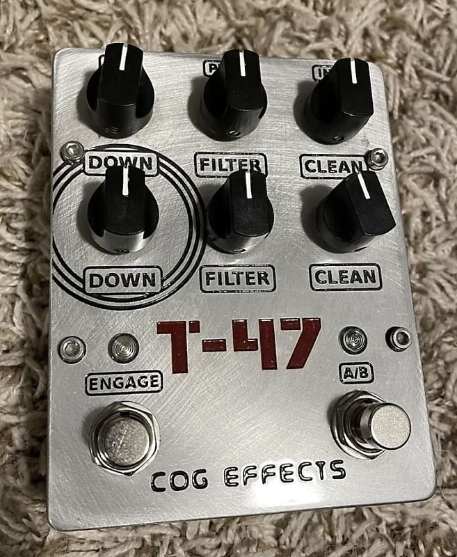 Cog Effects T-47 Sub-Octave Generator | Reverb Canada
