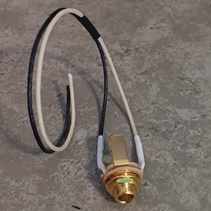 Pre-Wired GOLD Switchcraft #11, 1/4" Mono Output Jack, With | Reverb