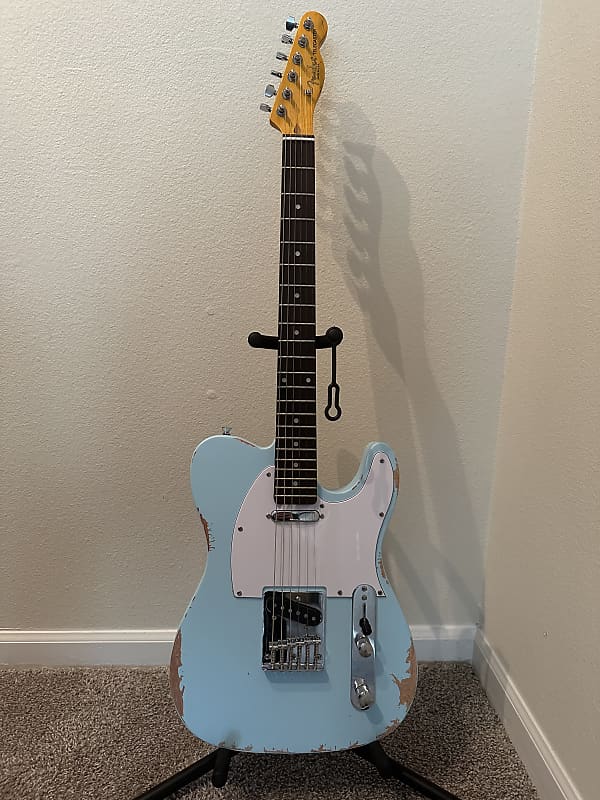 Fender Telecaster 2000s - Relic Blue | Reverb