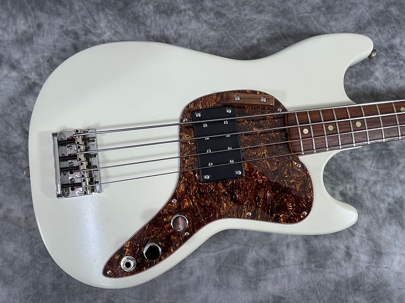 Custom Fender Musicmaster Bass w/Humbucker | Reverb