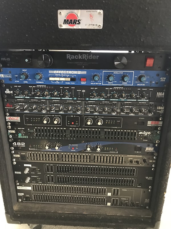 Allen & Heath Mix Wizard in Mars Music rack on wheels | Reverb