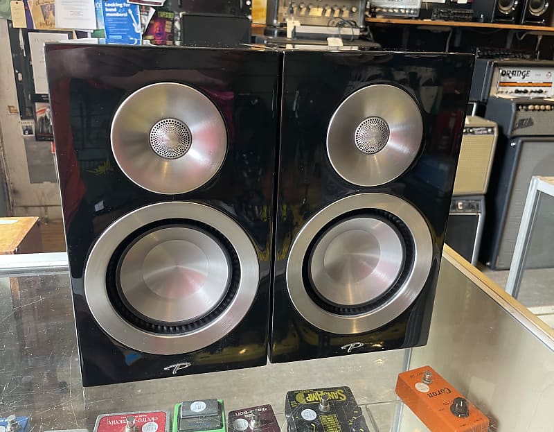 Paradigm Prestige 15B Speaker Pair | Reverb