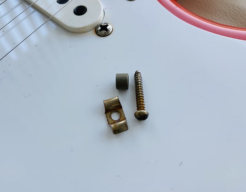 Fender Vintage Stratocaster / Telecaster String Tree | Reverb France