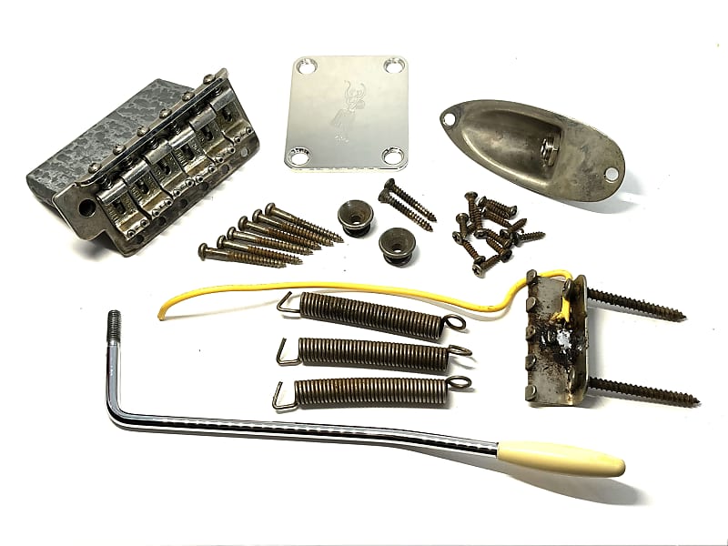 Aged/Relic Strat Nickel Hardware - Chrome Neckplate - Fender | Reverb