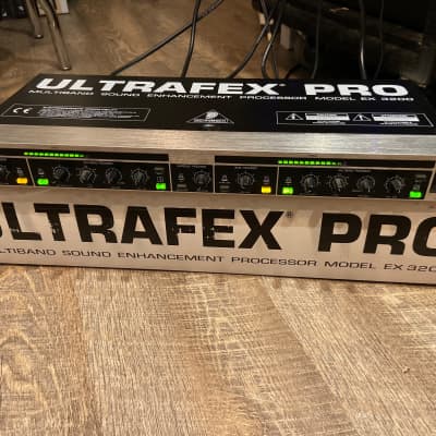 Behringer Ultrafex Pro EX 3200 - Multiband Sound Enhancement | Reverb