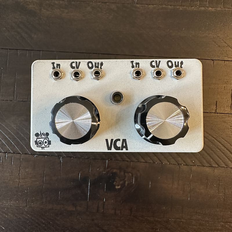 Hungry Robot Modular DUAL VCA | Reverb UK