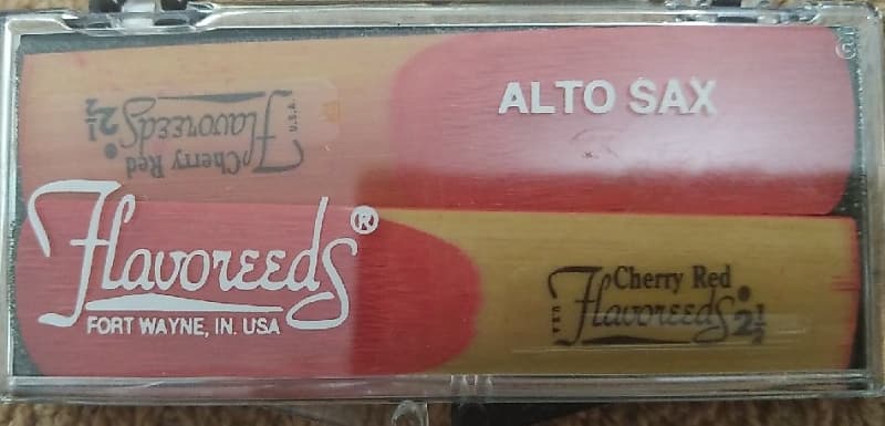 Flavoreeds Alto Sax reeds - Strength = 2.5 / Cherry Red | Reverb
