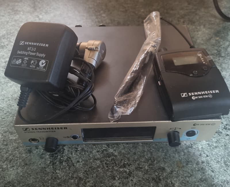 Sennheiser EW 300 IEM G3 - GB Band 606-648 MHz | Reverb