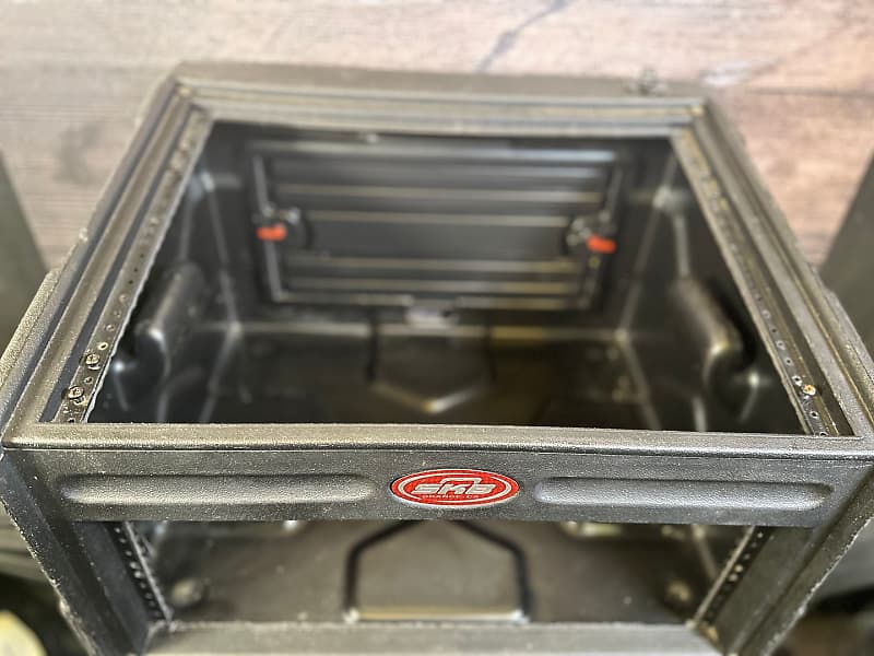 SKB SKB 84DJ SHUTTLE RACK Rack Case (Charlotte, NC) | Reverb