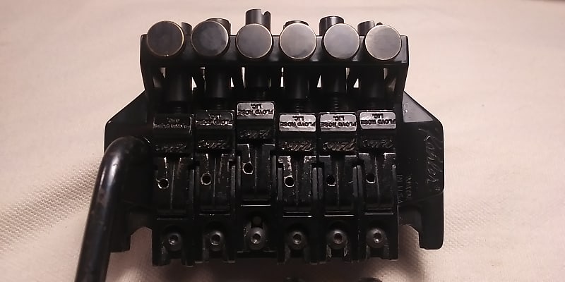 Kahler USA Spyder 2720 Locking Tremolo with Fulcrum arm | Reverb