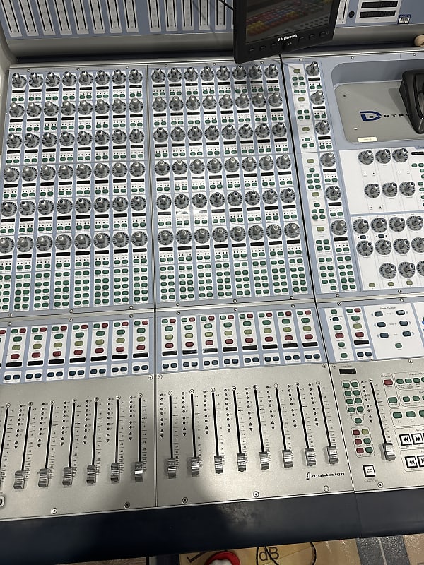 Avid Digidesign Icon D Control 48 ch | Reverb