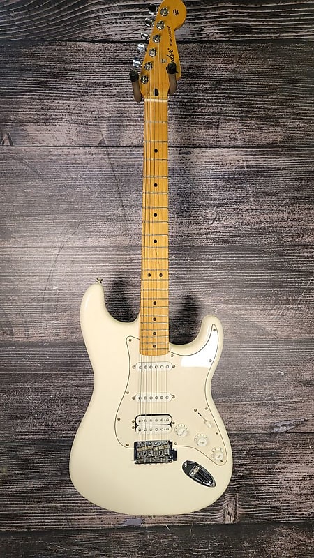 Fender MIM STRATOCASTER Electric Guitar (Raleigh,NC) | Reverb