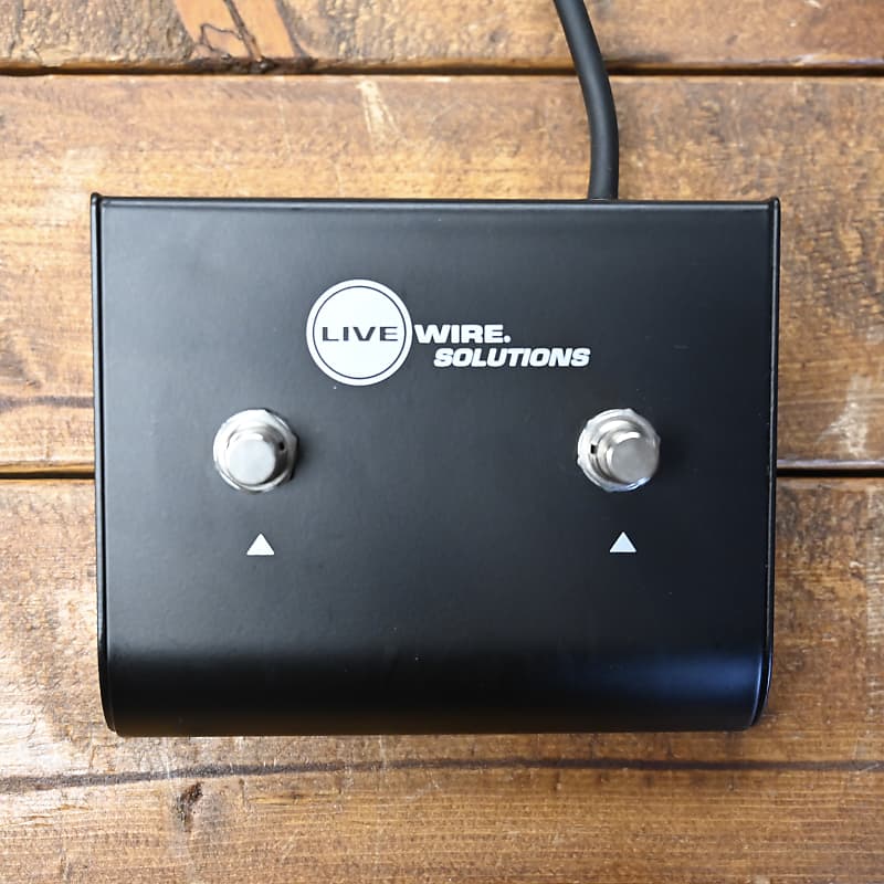 (13939) Live Wire 2-Button Footswitch | Reverb