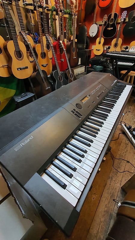 Roland RD-1000 1986 | Reverb