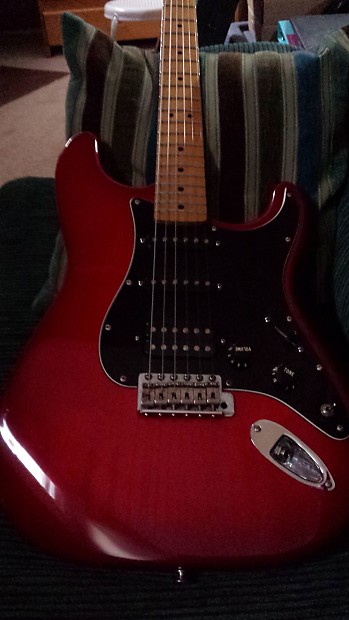 Fender Stratocaster 95/96 Custom Red MIM | Reverb