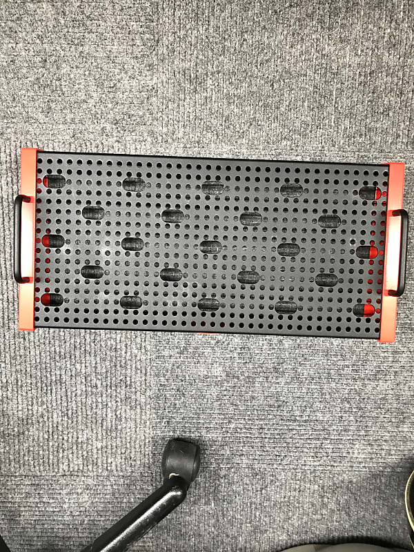 Temple Audio SOLO 18 Templeboard - Temple Red 2021 | Reverb