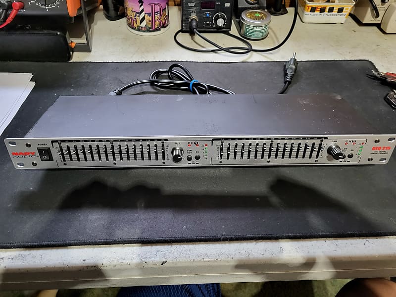 Nady Audio GEQ 215 - 2 channel 15 Band Graphic Equalizer | Reverb