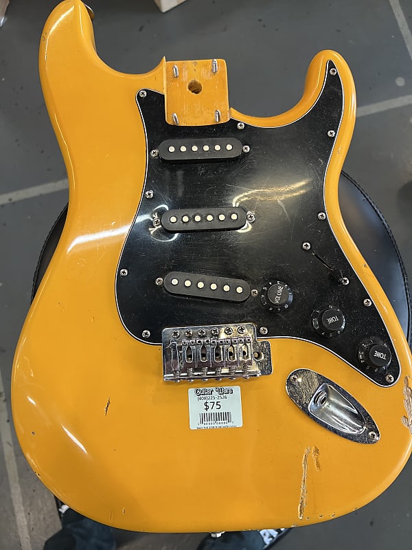 Guitar Wars Strat body | Reverb