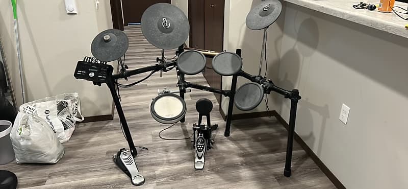 Yamaha Dtx-502 - 5 Piece Electronic Drum Kit | Reverb