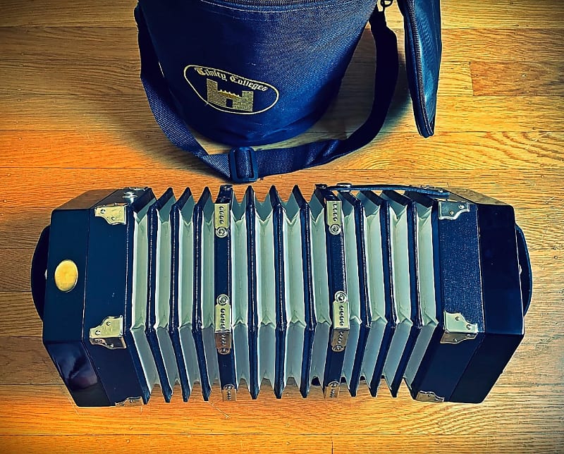Trinity College AP-1120A Anglo-Style Concertina 20-button | Reverb