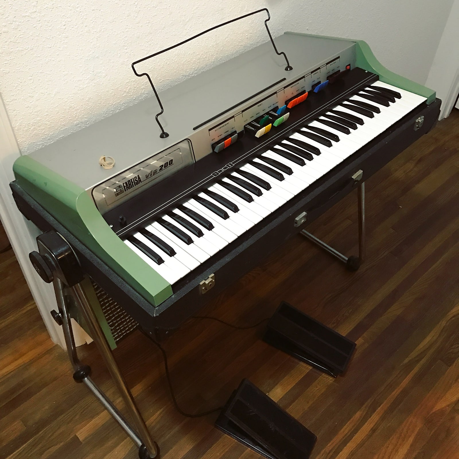 Farfisa VIP-200 61-Key Organ | Reverb