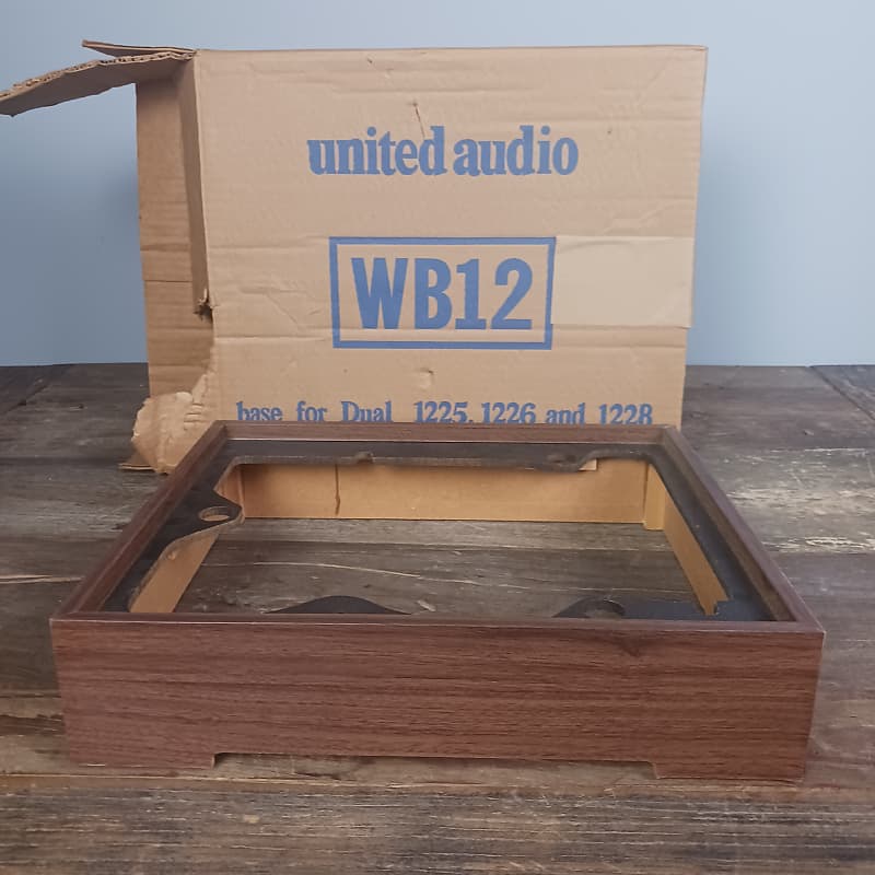 United Audio WB12 Turntable Base | Reverb