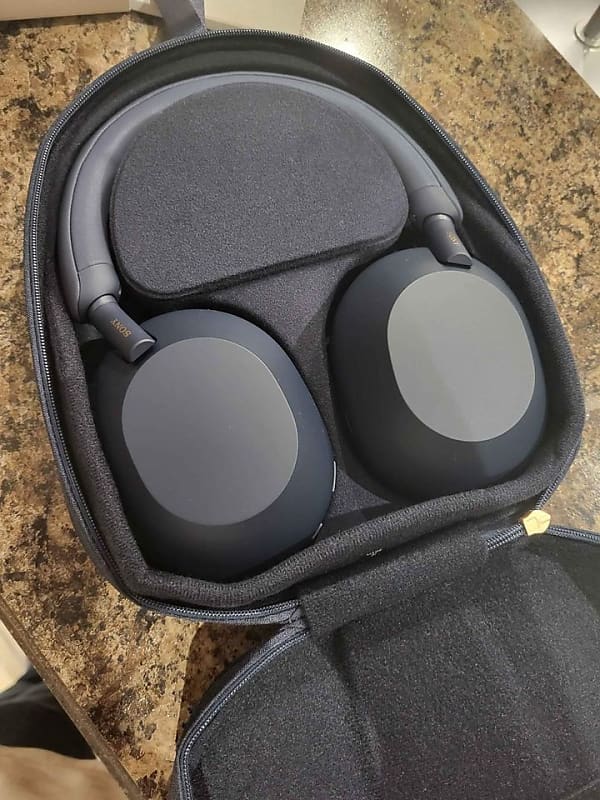 Sony WH-1000XM5 (Bluetooth Headphones) | Reverb Canada