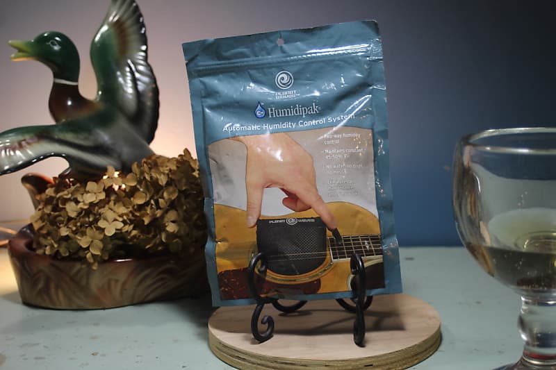 Planet Waves Humidipack Automatic Humidity Control System | Reverb