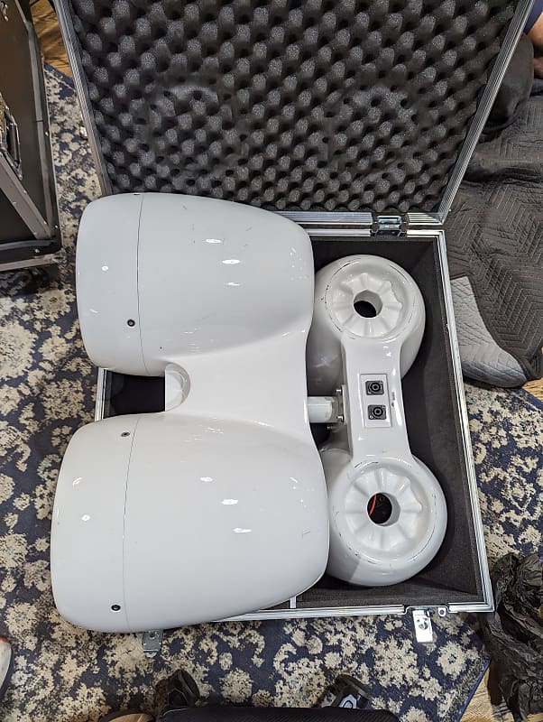 Void Acoustics Airten Speakers 2017 - White | Reverb