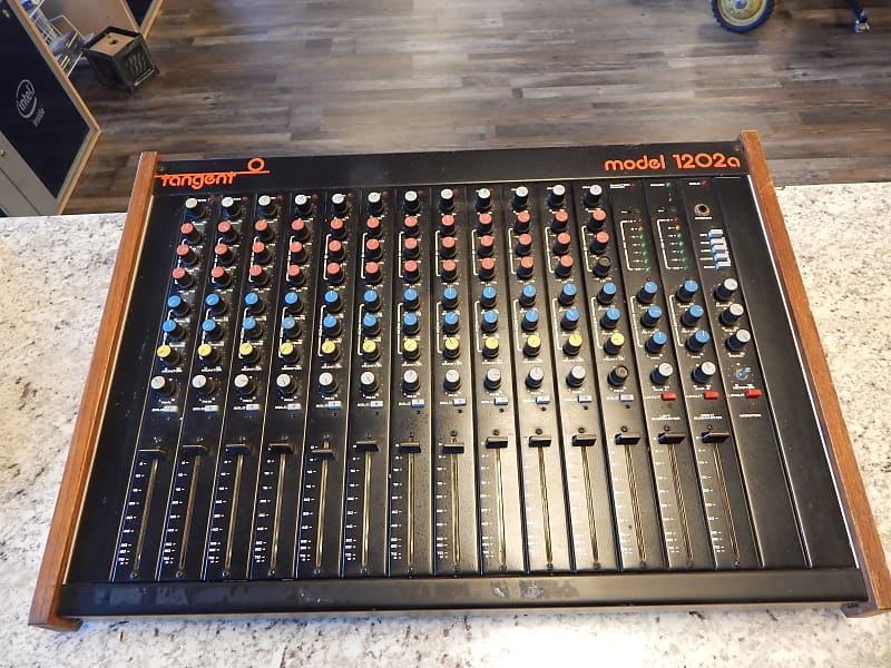 Tangent 1202a 12 Channel Mixer | Reverb