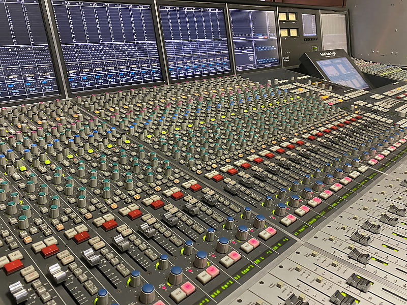 Solid State Logic C200 | Reverb