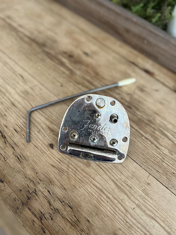 Fender Jazzmaster/Jaguar Vibrato | Reverb