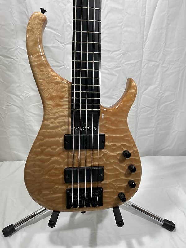 Modulus Quantum 5 2003 - AAA Flame | Reverb