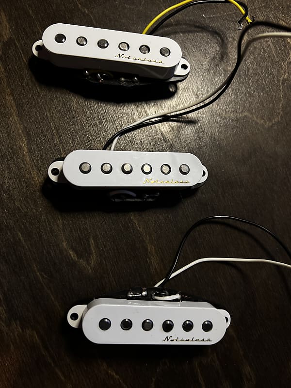 Fender Strat Noiseless Pickups - White | Reverb