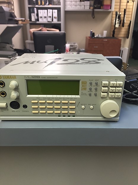 Yamaha MU-128 Tone Generator | Reverb