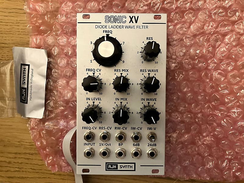 AJH Synth Sonic XV Diode Ladder Filter (Silver) | Reverb UK