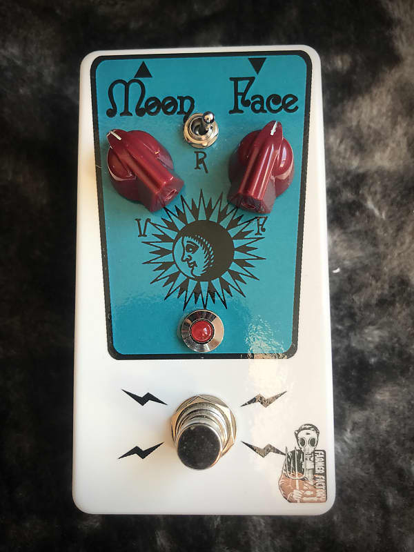 Farmer Factory Effects Moon Face 2023 | Reverb Farmer Factory Effects Moon Face 2023 | Reverb