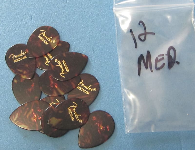 Lot of 36 Fender 347 Tear drop Medium picks Tortoise shell | Reverb